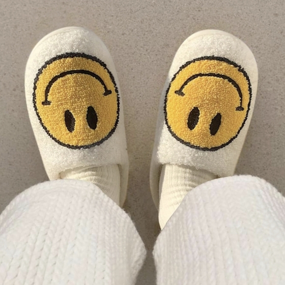 Shoes | Cozy Smiley Face Slippers | Poshmark